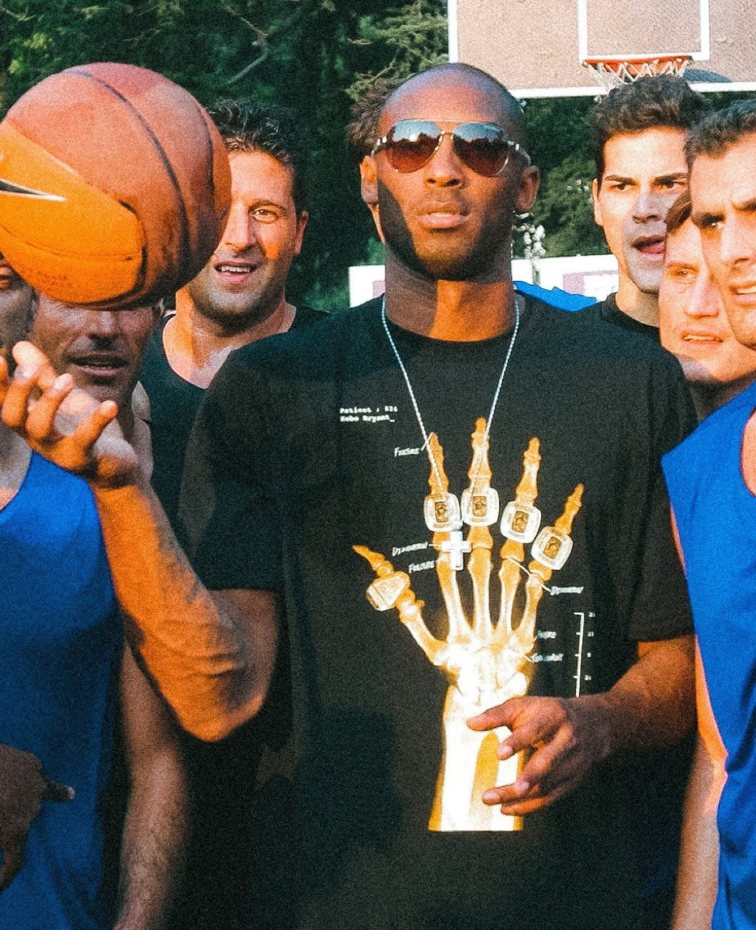 Kobe 5新配色曝光，灵感来自于X光！_篮球鞋_什么值得买