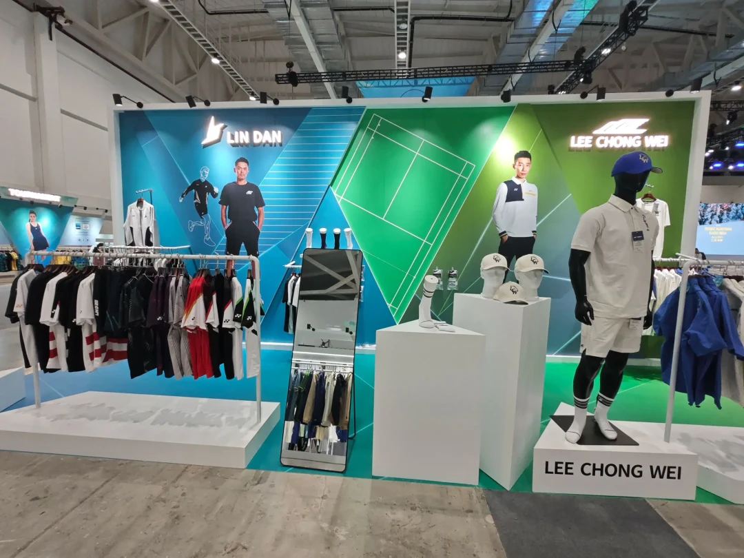 2025最新款羽毛球拍 - YONEX2025新品发布会，多款装备新色曝光，NF700PRO即将上市！ - 赛派号