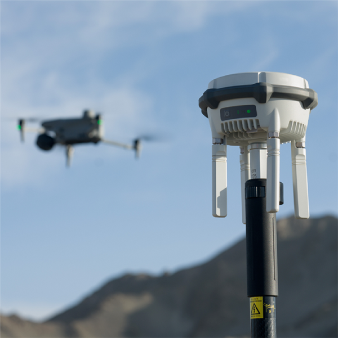 大疆发布 D-RTK 3多功能基站：五大卫星系统、15公里图传、厘米级定位，9999元_智能设备_什么值得买