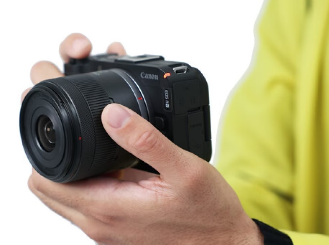佳能 EOS R50V 发布，2420 万像素 CMOS，仅 370 克重，4799 元_无反相机_什么值得买