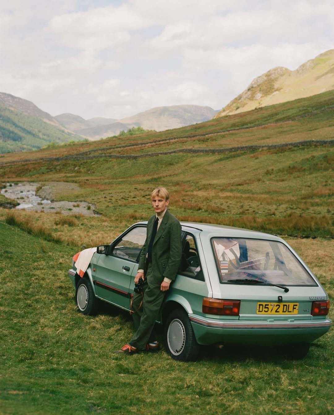 Drake’s x New Balance 全新合作系列正式发售_运动户外_什么值得买